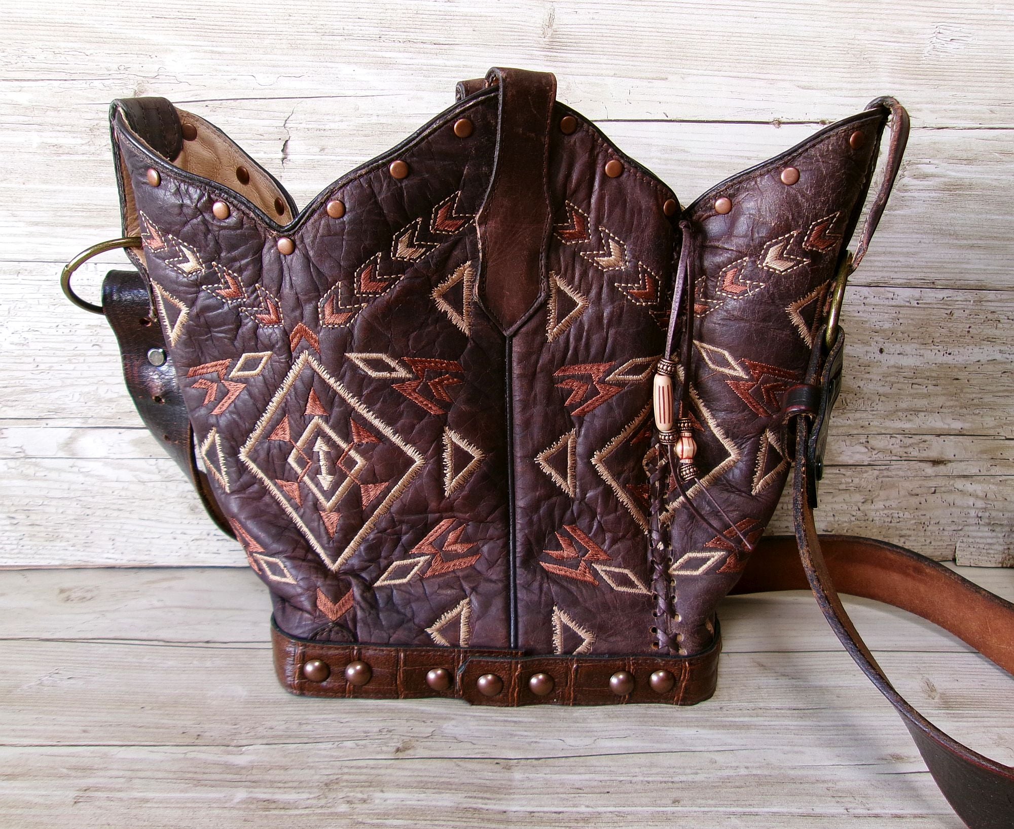 Bucket Style Handbags & Purses - Handmade Western Leather Totes bk169 ...